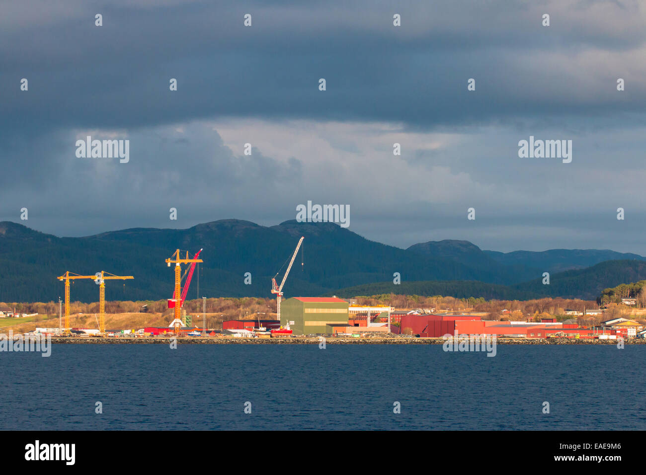Schiffebau hi-res stock photography and images - Alamy