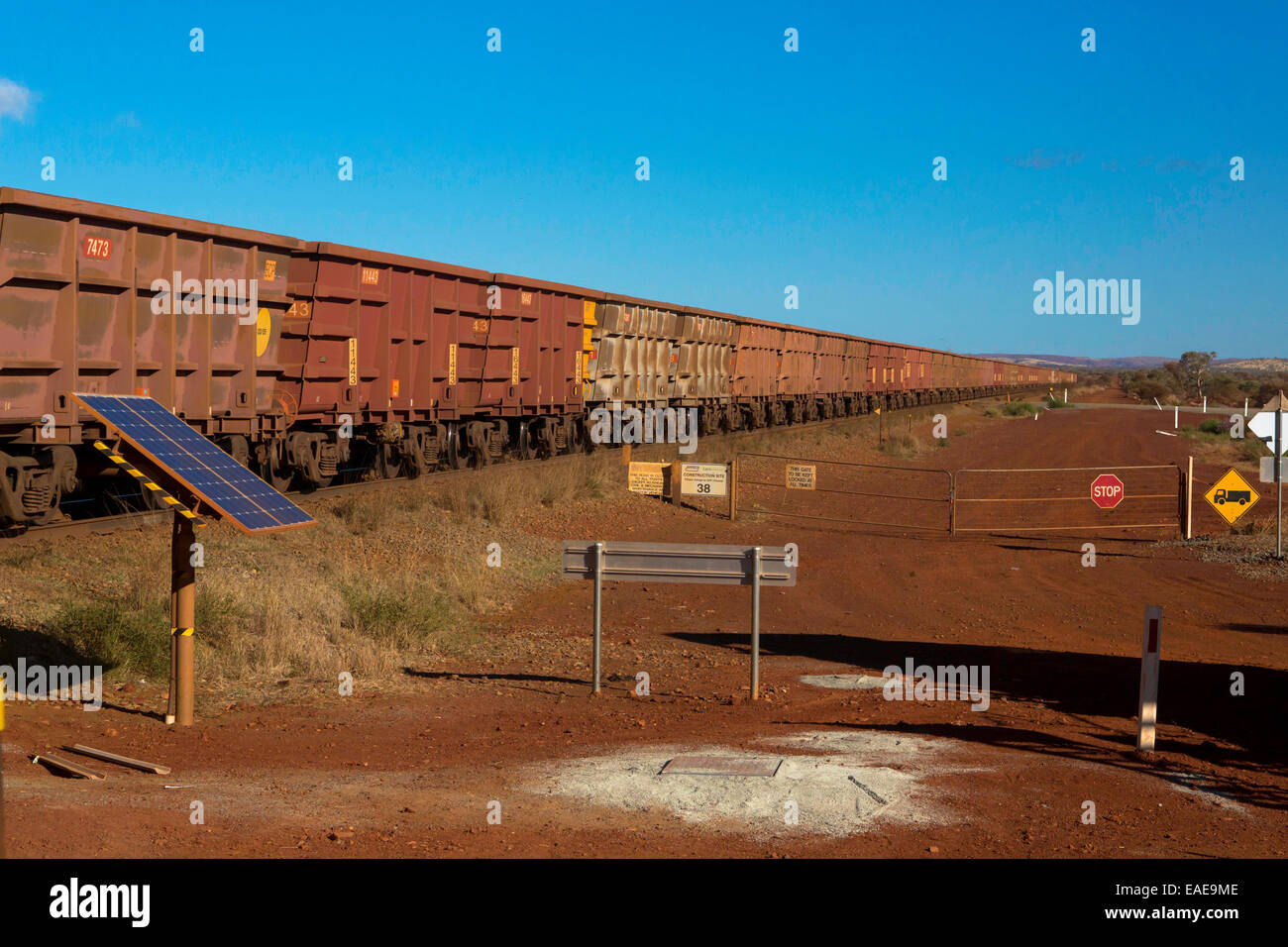 Iron ore australia railway hi-res stock photography and images - Alamy