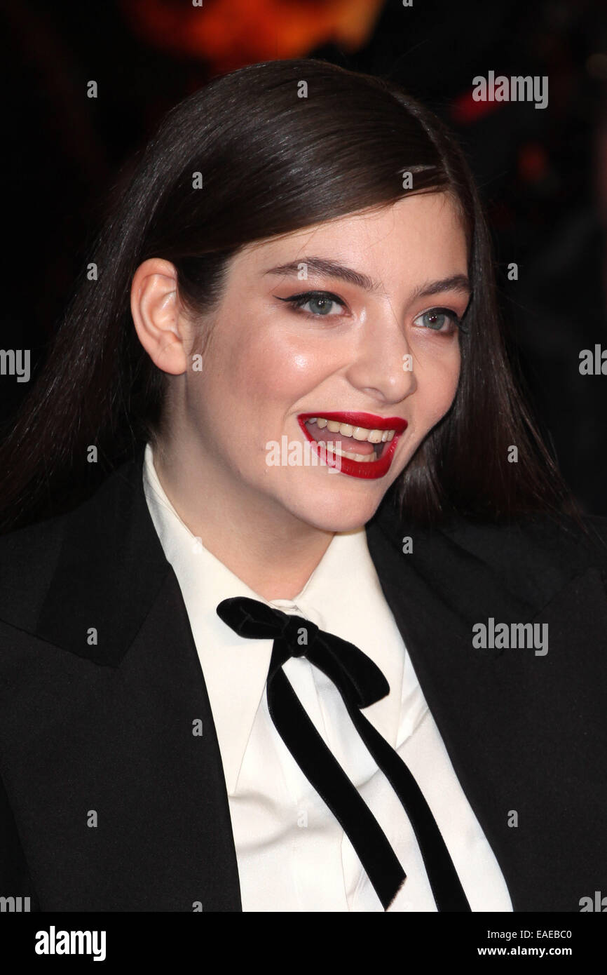 Lorde arriving for the world premiere of "The Hunger Games: Mockingjay ...