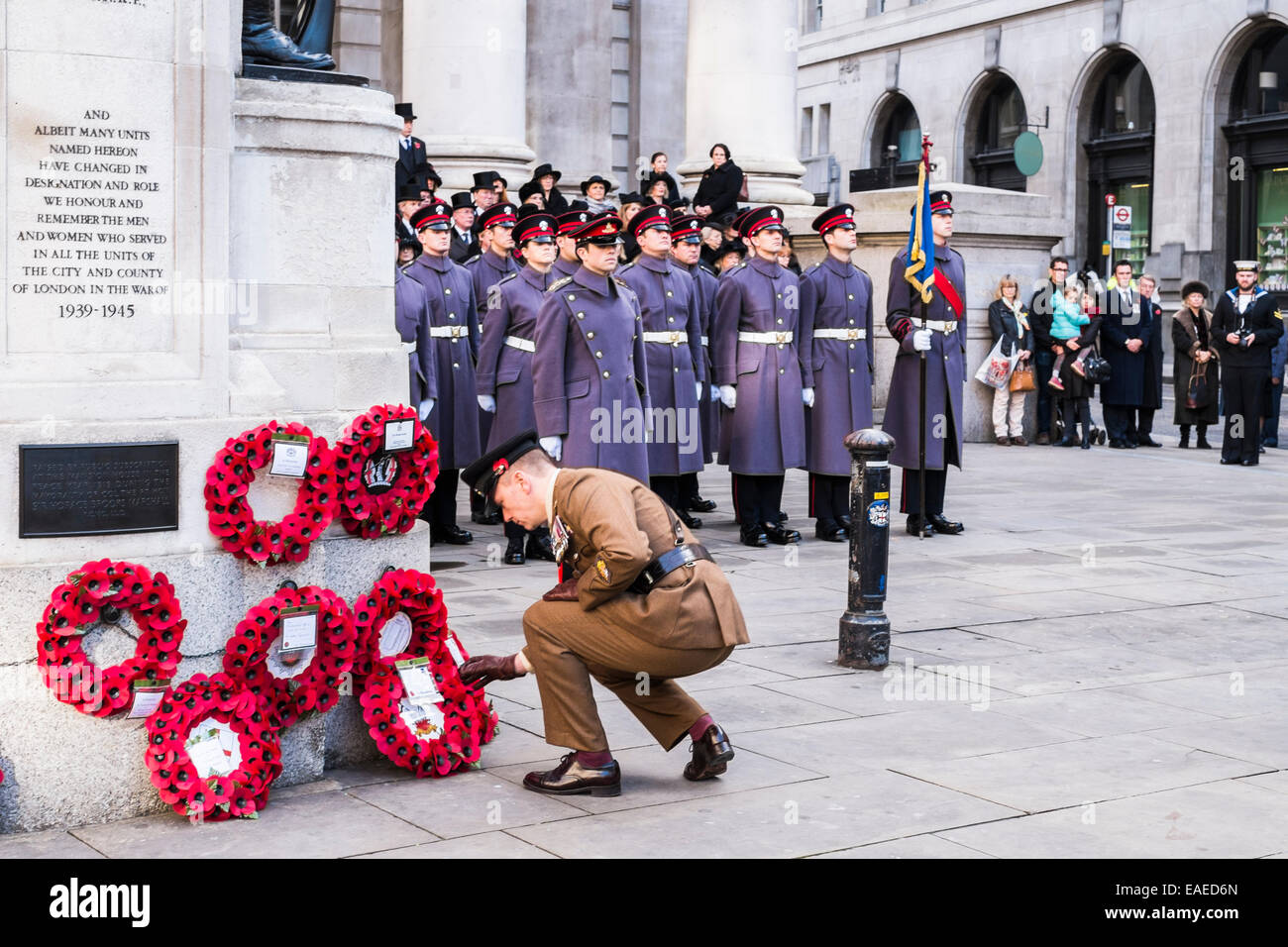 Royal Exchange War Memorial Remembrance Sunday - City of London Stock ...