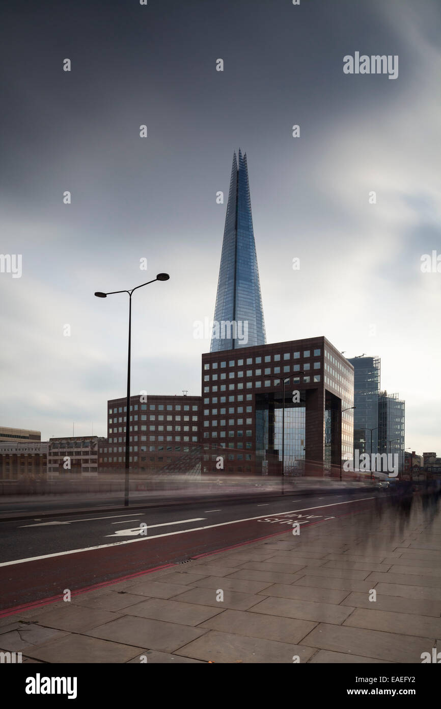 1 london bridge building hi-res stock photography and images - Alamy