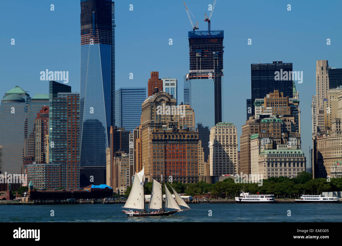 Views of New York City, USA, Freedom Tower and the World Trade Center ...