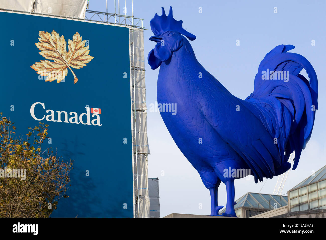 Hahn/Cock sculpture of a giant blue cockerel by the German artist ...