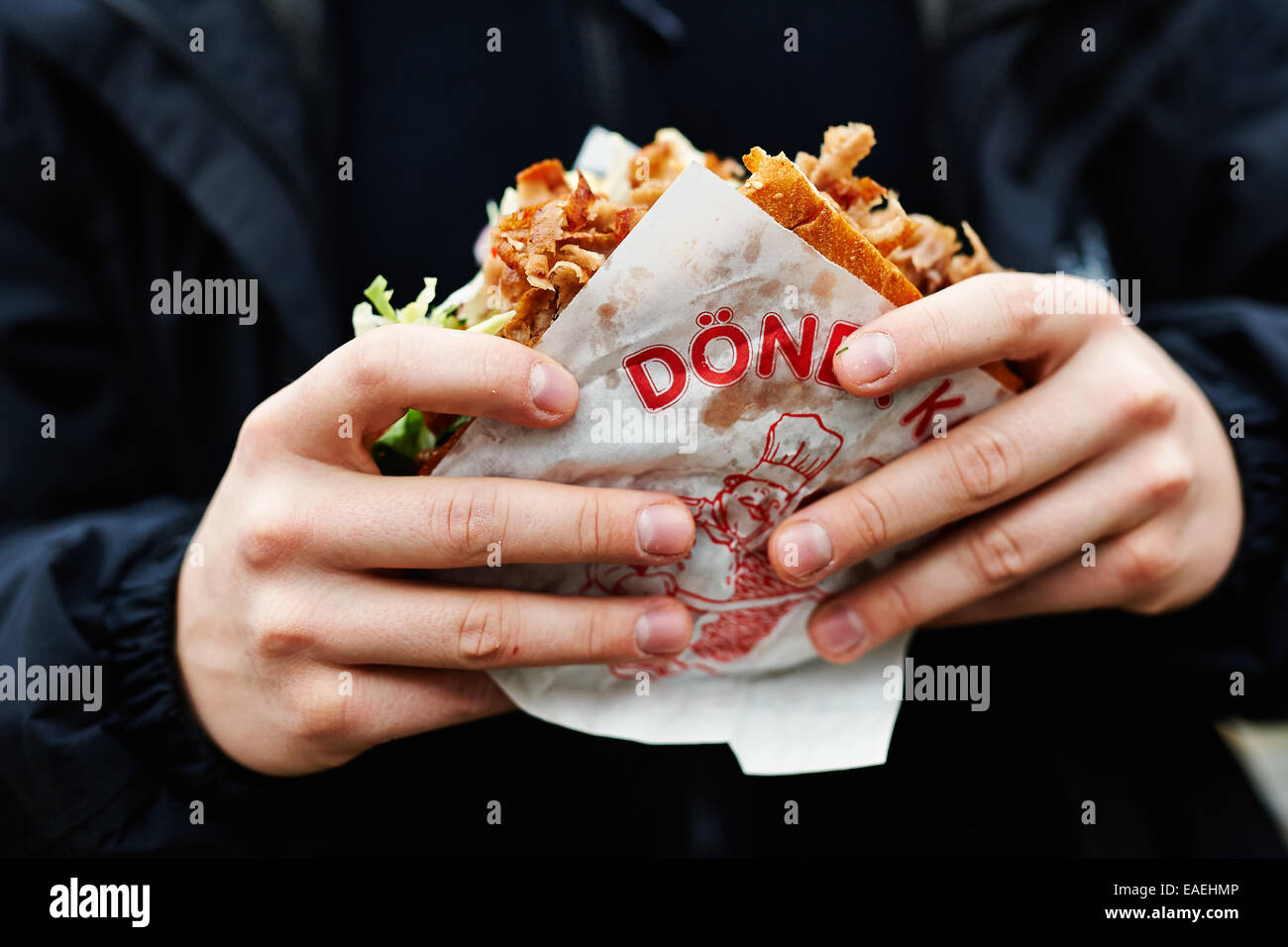Man Eating Doner Kebab High Resolution Stock Photography and Images - Alamy
