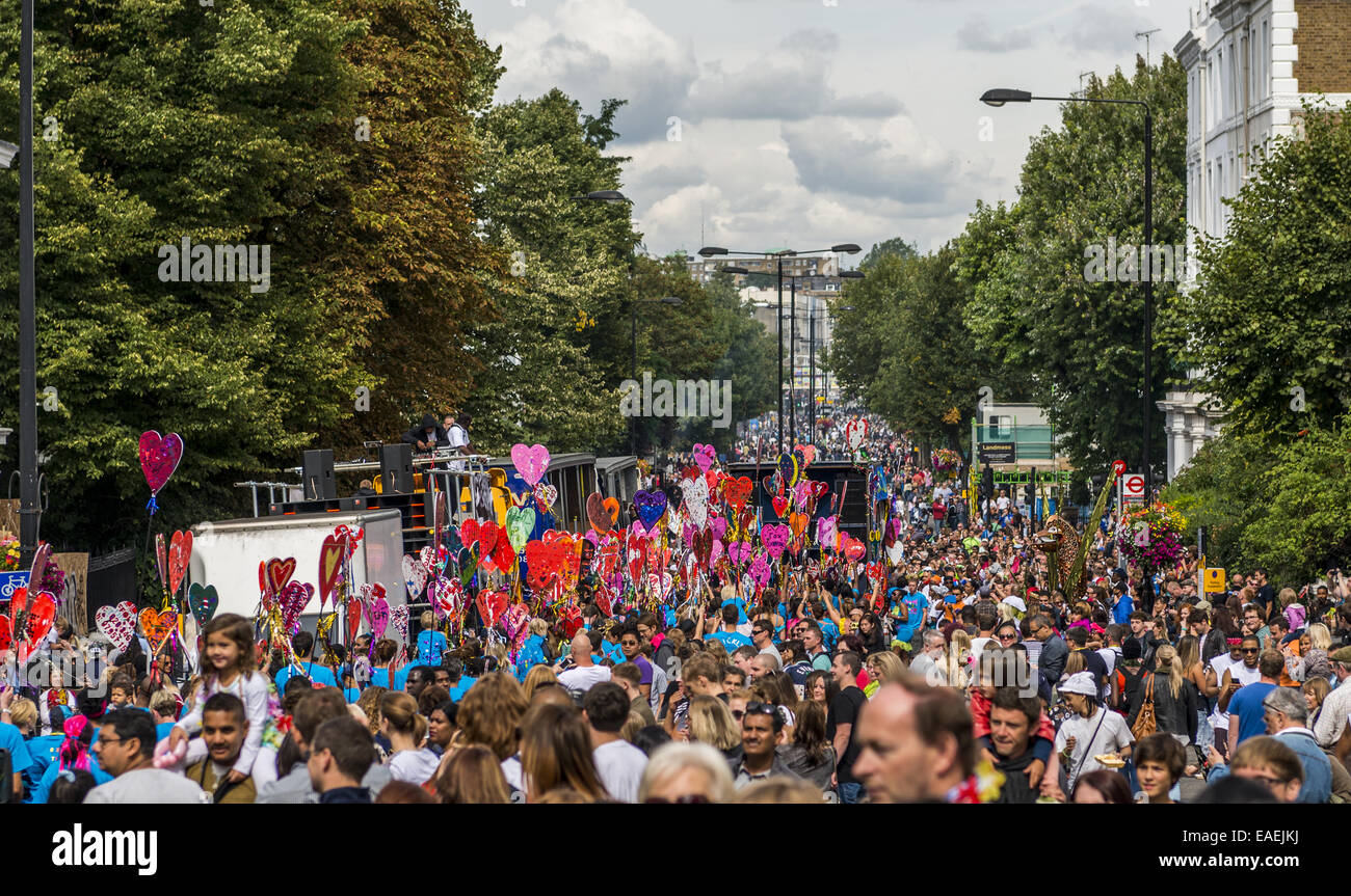 A crowd of over a million people each year attend the Notting Hill ...