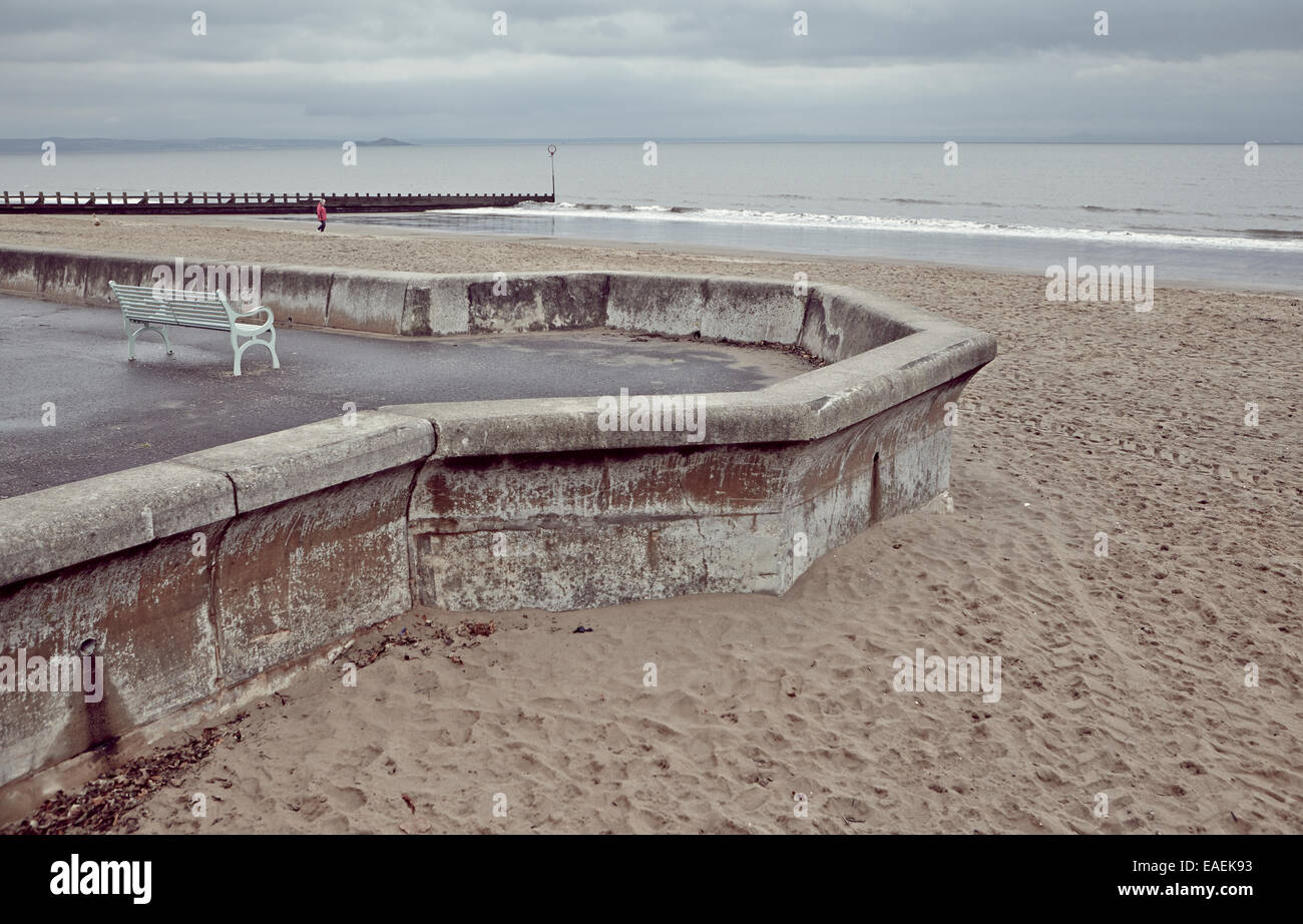 Empty lonely hi-res stock photography and images - Alamy