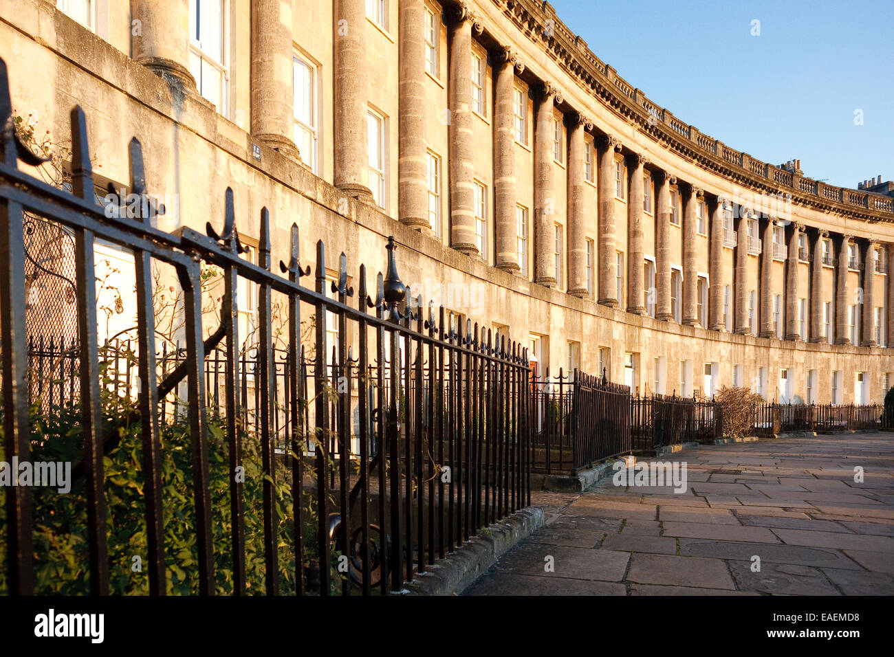 Royal crescent hi-res stock photography and images - Alamy