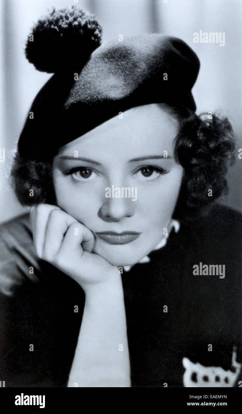 Franciska Gaal from a 1930s Ross Verlag card Stock Photo - Alamy