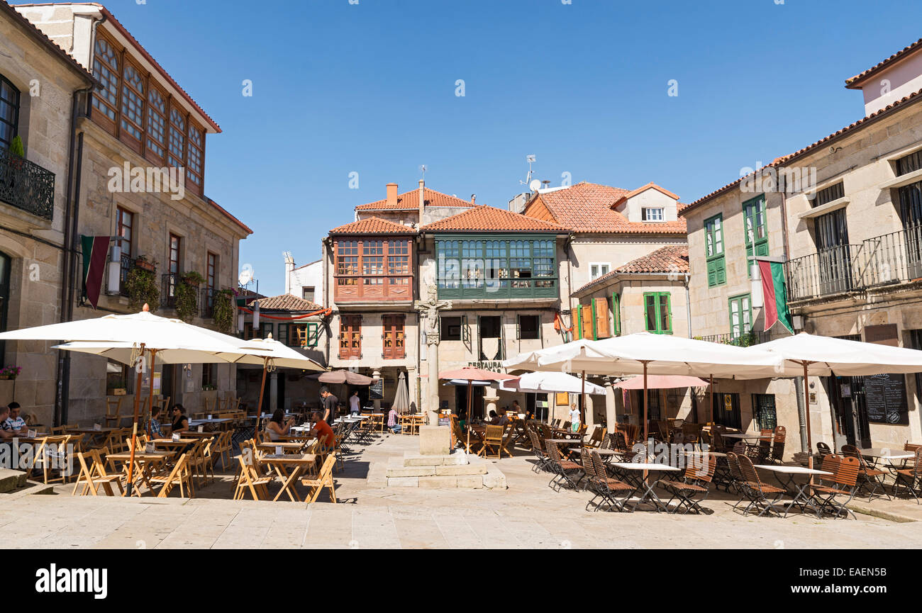 PONTEVEDRA, SPAIN - SEPTEMBER 5, 2014: A typical medieval city corner ...