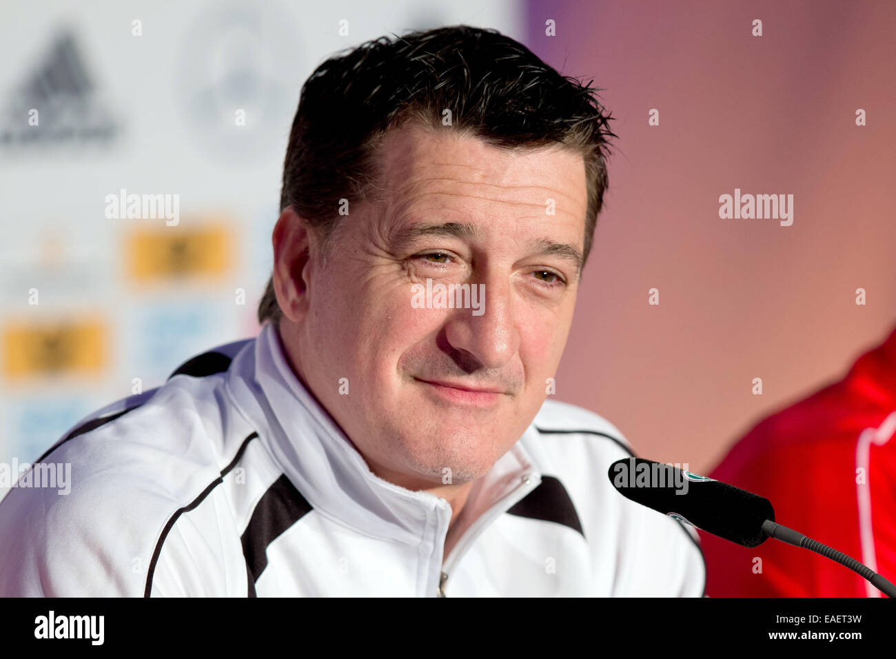 Nuremberg, Germany. 13th Nov, 2014. Gribralta's head coach Allen Bula ...