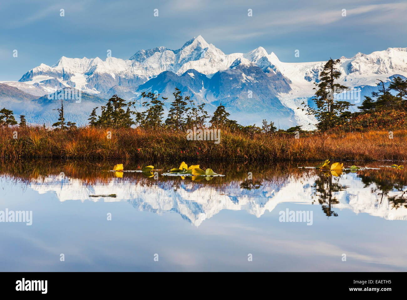 Mount wells hi-res stock photography and images - Alamy