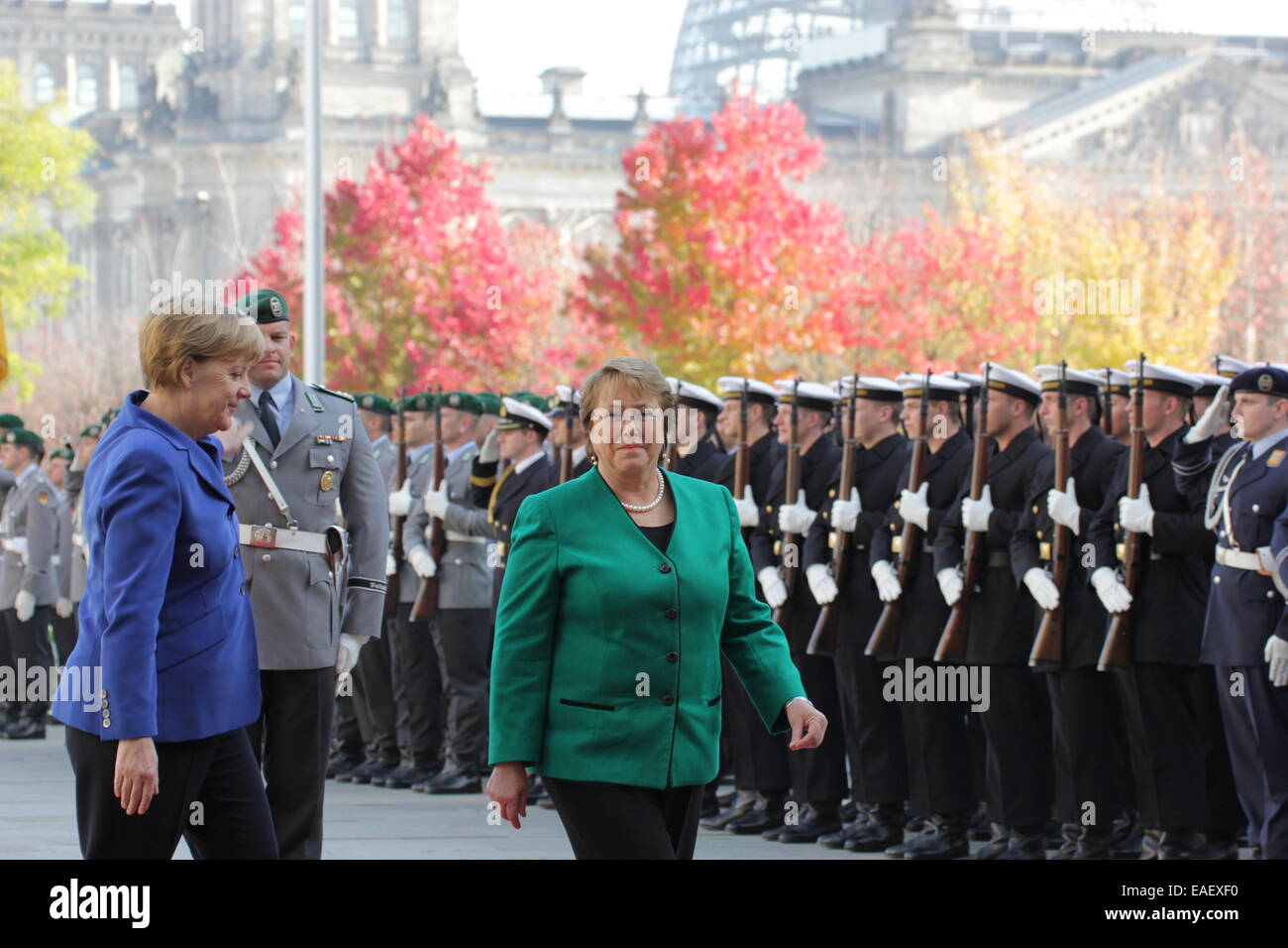 Angela Merkel and Michelle Bachelet receive military honors during ...
