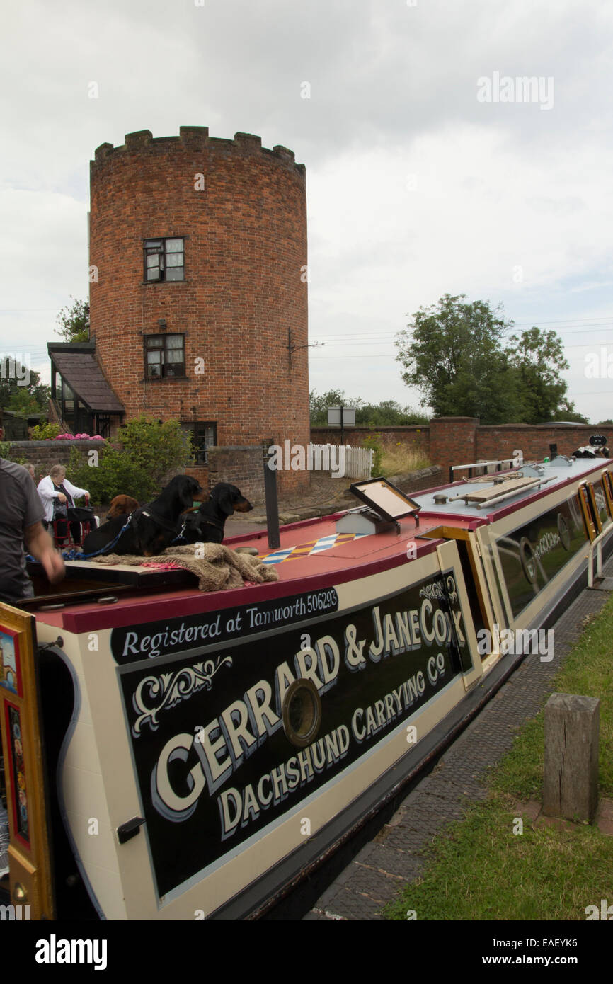 Gailey locks and Roundhouse Stock Photo - Alamy