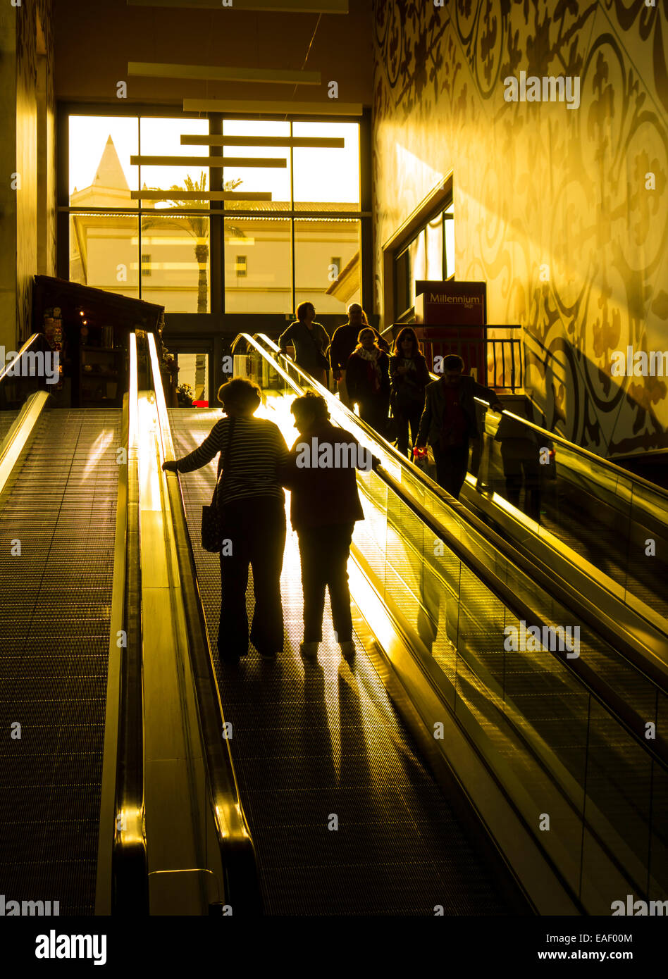 Escalator lighting hi-res stock photography and images - Alamy