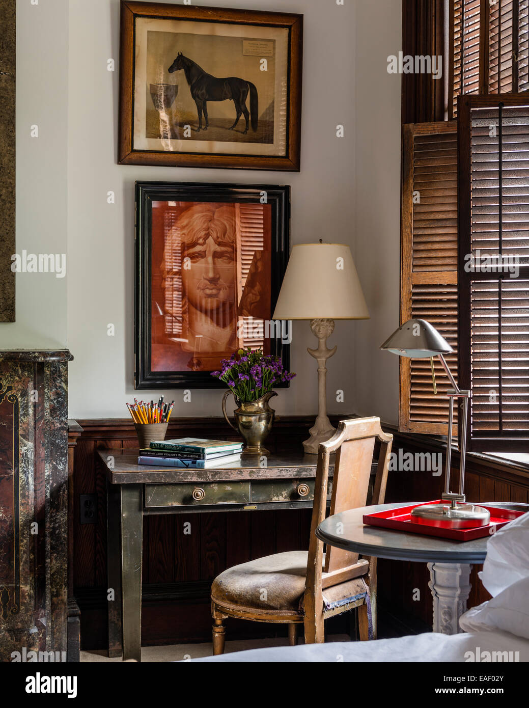 Original shutters hi-res stock photography and images - Alamy