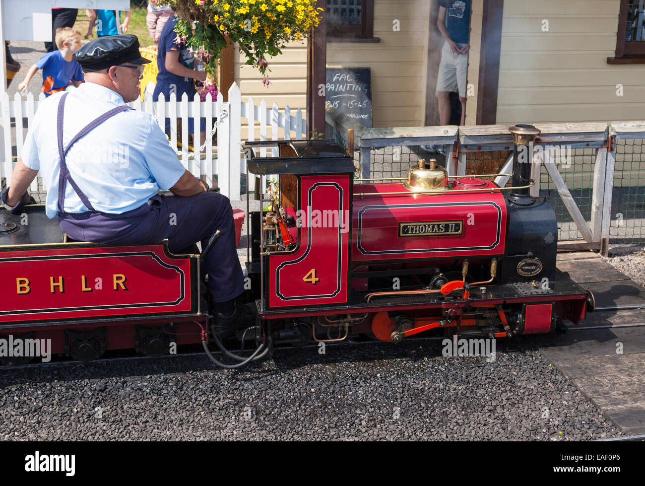 Miniature model gauge locomotive railway hi-res stock photography and ...