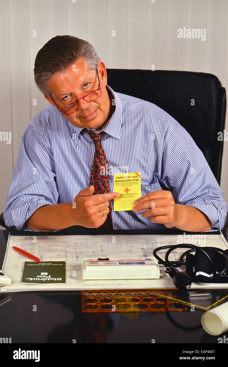 Blood donor pass hi-res stock photography and images - Alamy