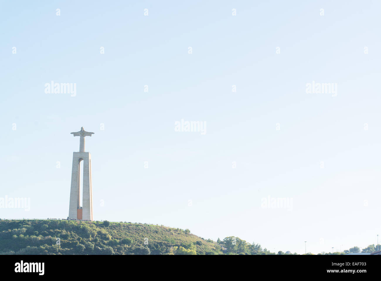 Portugal statue of christ hi-res stock photography and images - Alamy