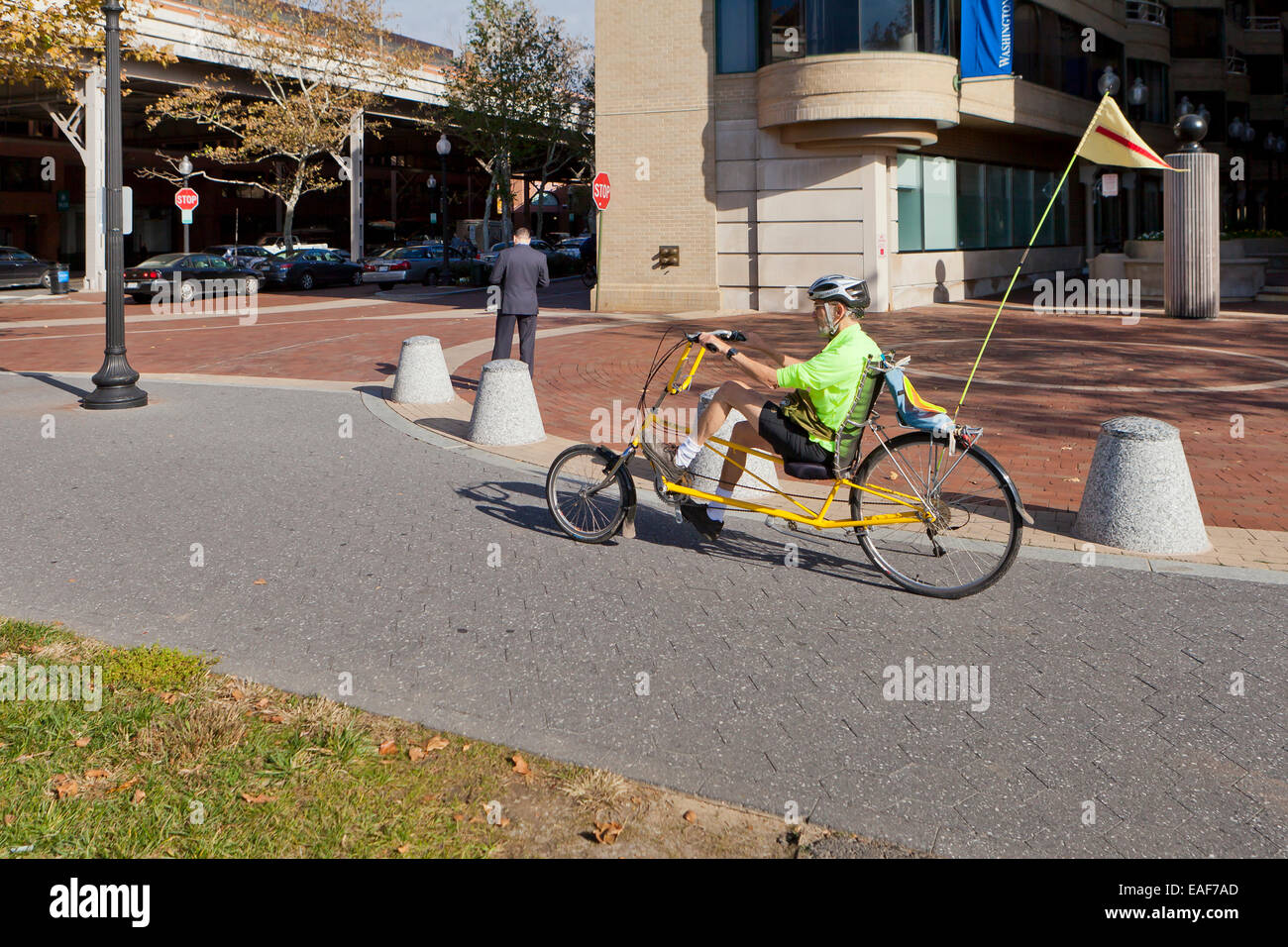 Recumbent bike hi-res stock photography and images - Alamy