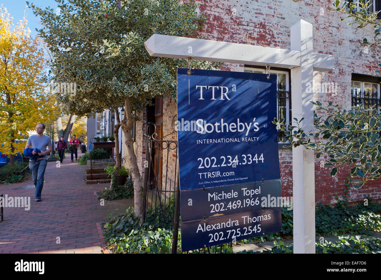 Georgetown washington dc sign hi-res stock photography and images - Alamy