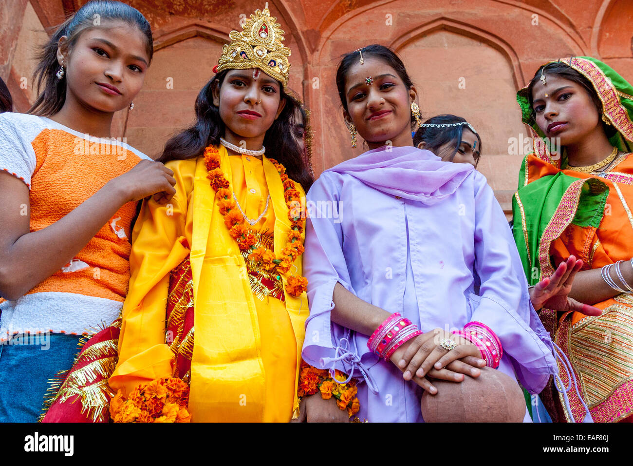 Indian dance agra hi-res stock photography and images - Alamy