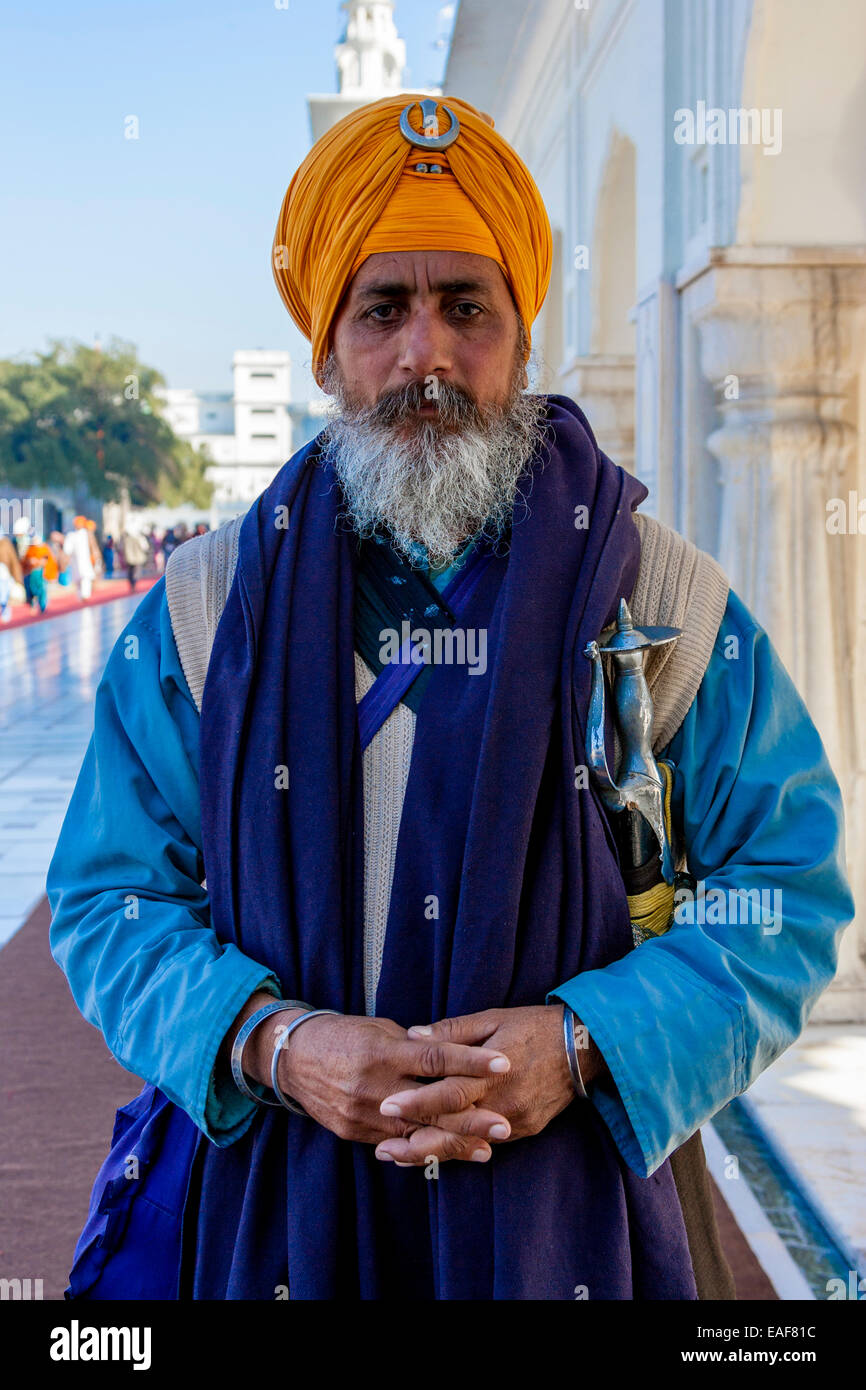 Portrait Of A Sikh Man, The Golden Temple of Amritsar, Punjab, India ...