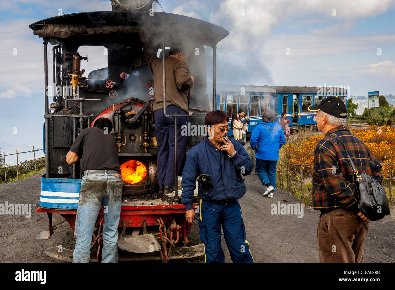 India Railway Train Driver High Resolution Stock Photography and Images ...