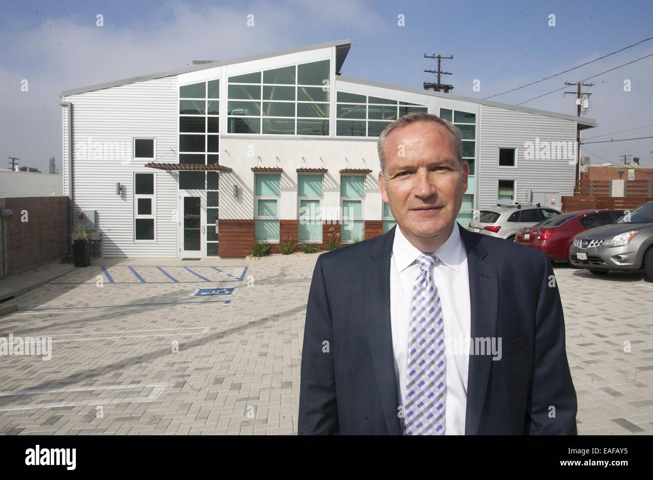 Los Angeles, California, USA. 13th Oct, 2014. El Segundo City Manager Greg Carpenter, at Smoky ...