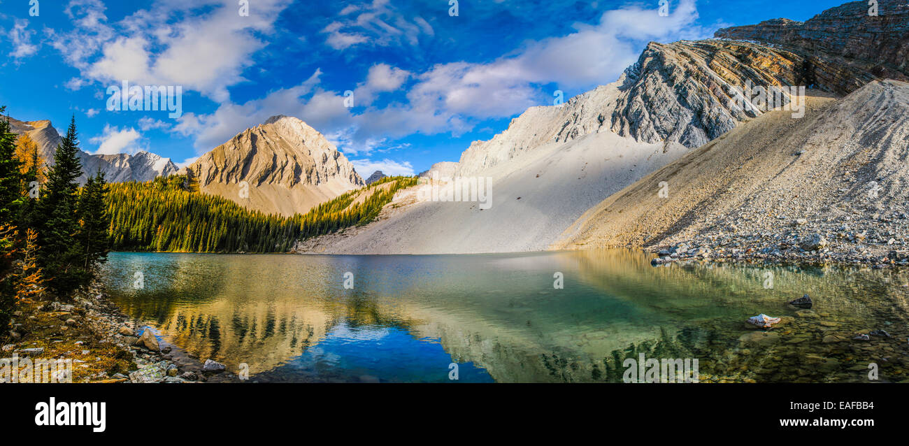 Scenic Landscapes of a high mountain lake, Chester Lake area of ...