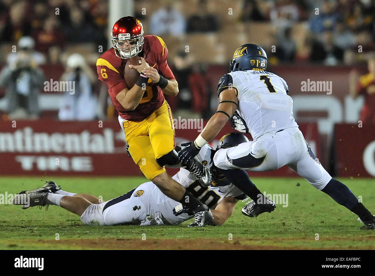 Los Angeles, CA, USA. 13th Nov, 2014. USC Trojans quarterback Cody ...