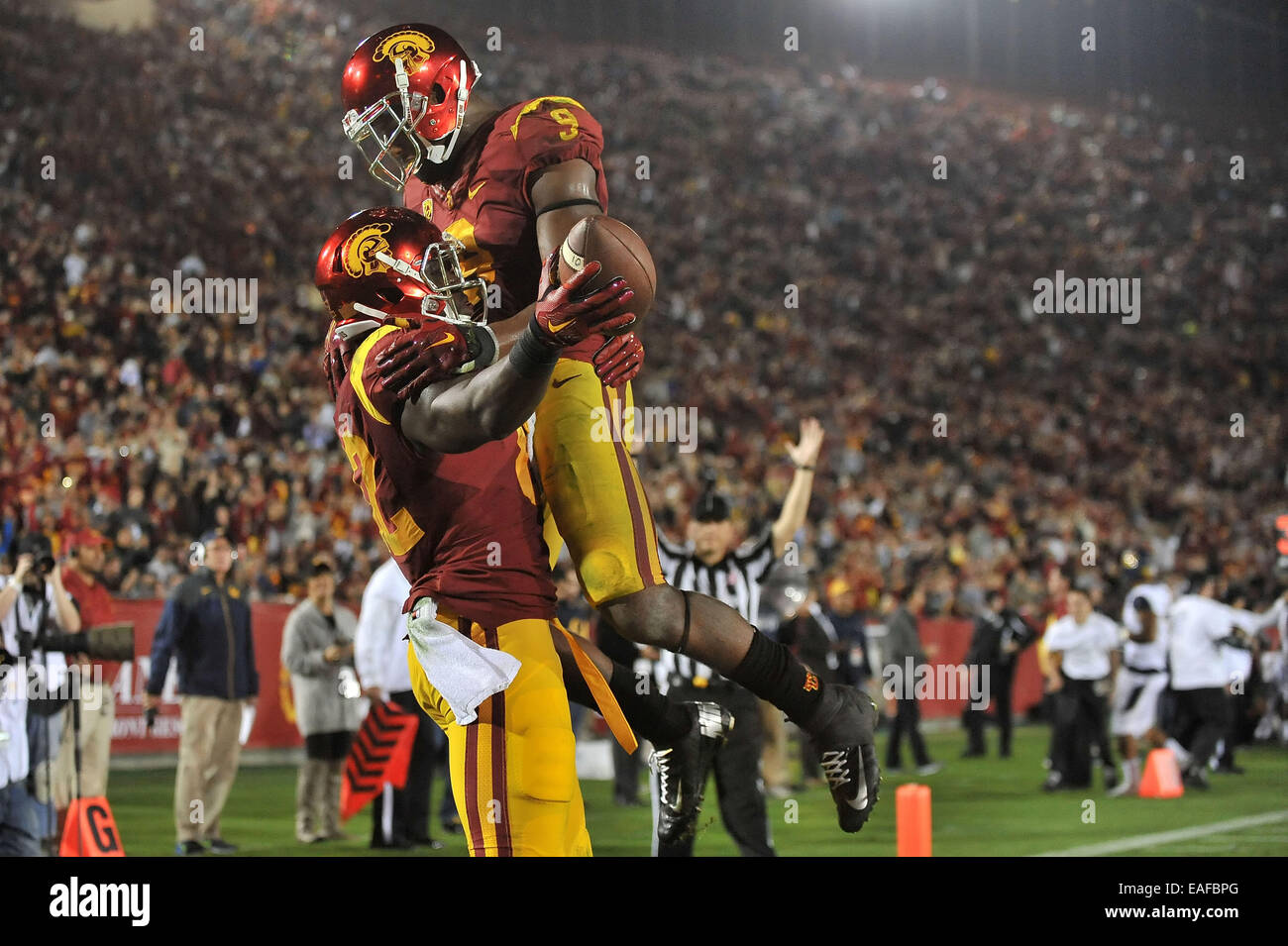 Los Angeles, CA, USA. 13th Nov, 2014. USC Trojans tight end Randall ...