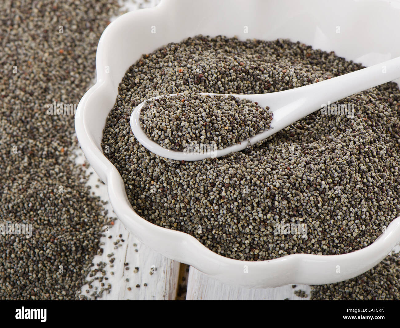 Closeup poppy seeds opium hi-res stock photography and images - Alamy