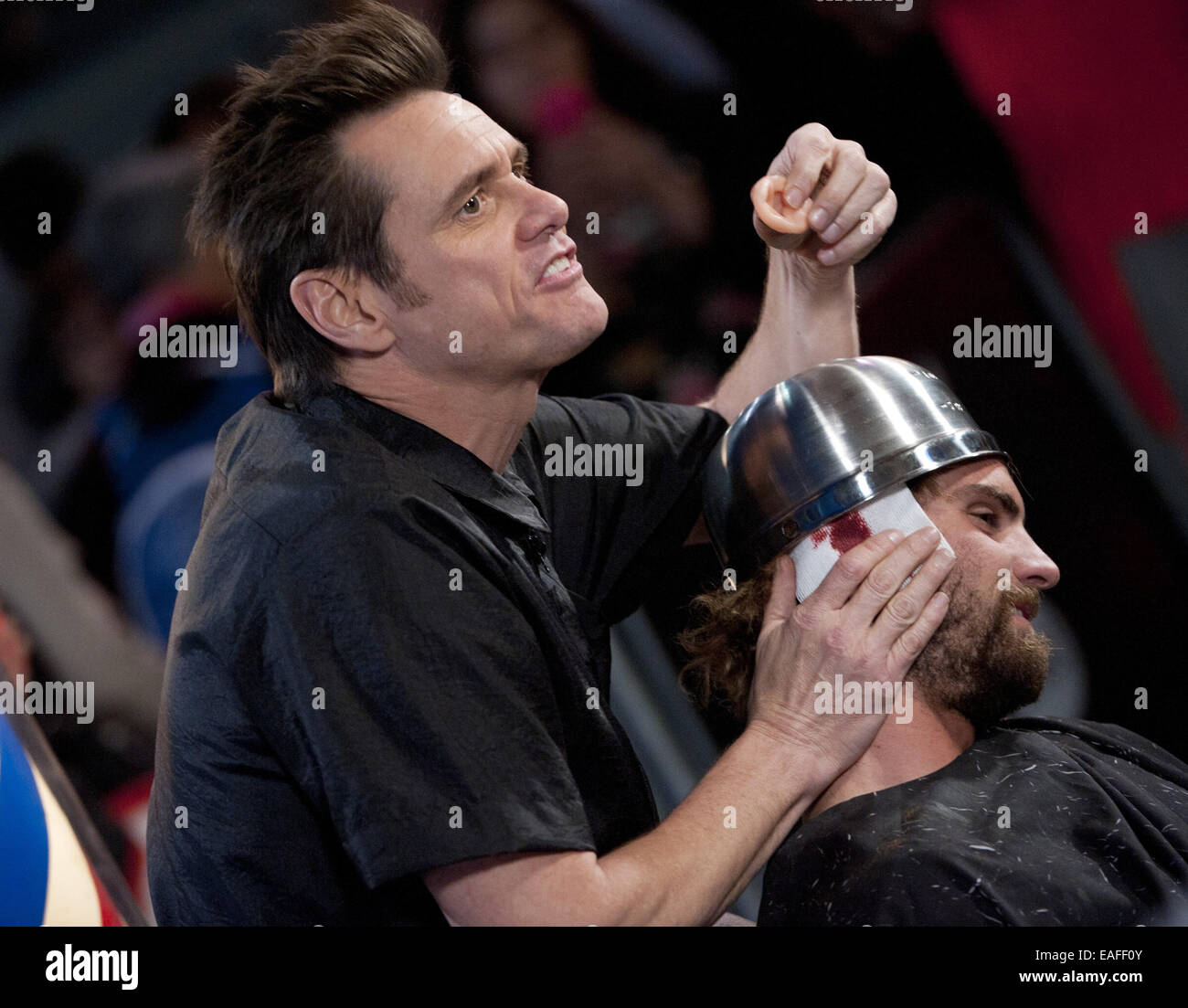 Holding the skit hi-res stock photography and images - Alamy