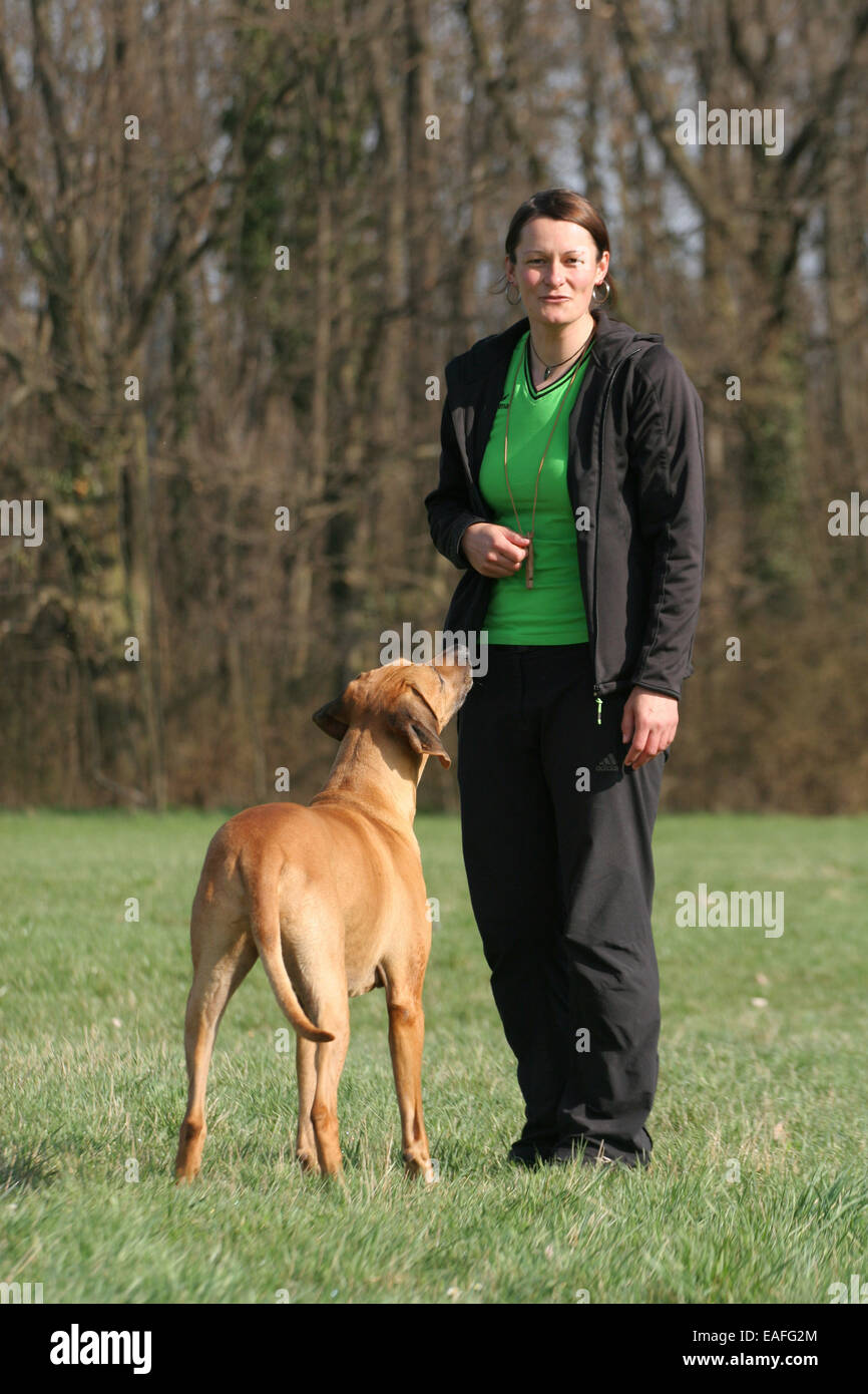woman with Rhodesian Ridgeback Stock Photo - Alamy