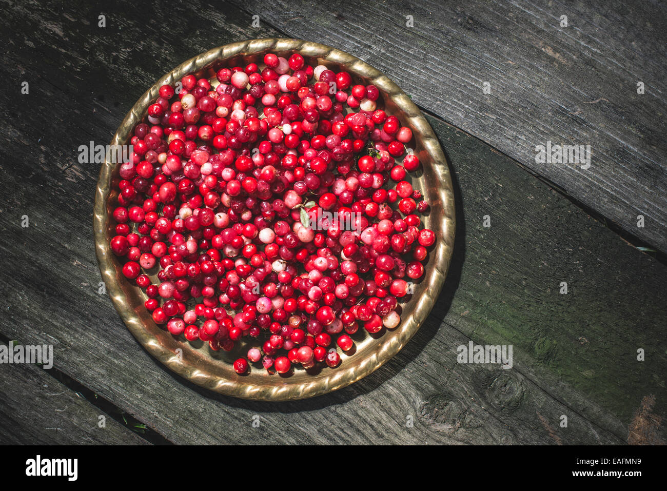 Cranberries on kitchen table hi-res stock photography and images - Alamy