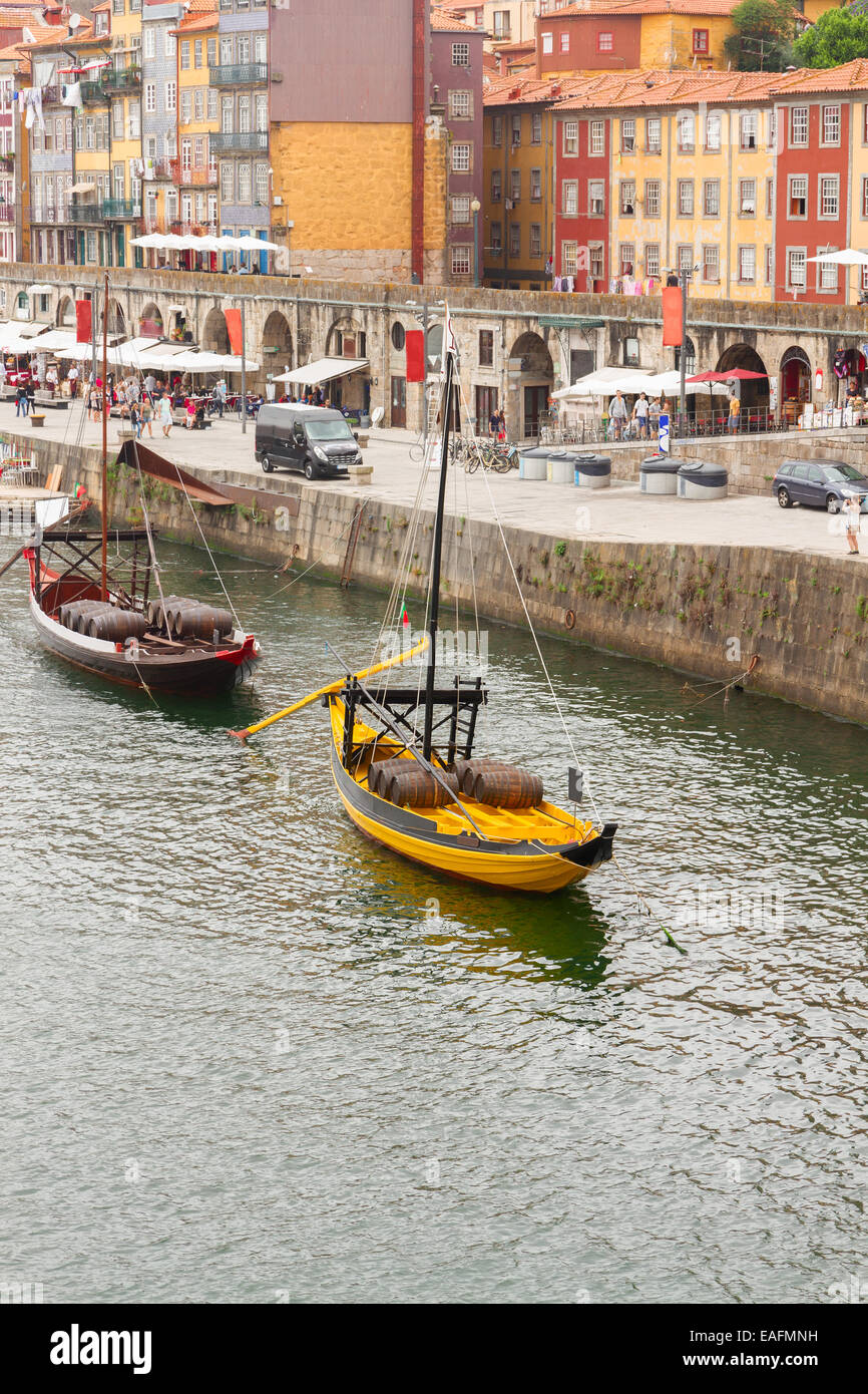 traditional rabelo boat Stock Photo - Alamy