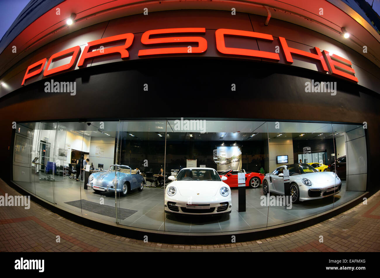 China luxury car dealer hi-res stock photography and images - Alamy