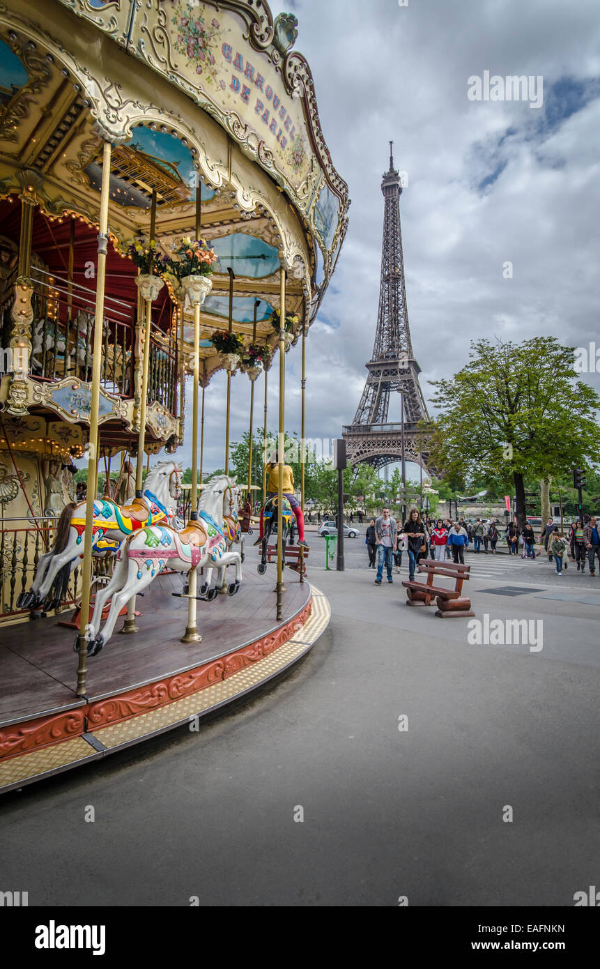 Carousel in Paris with the Eiffel Tower in the background Stock Photo ...