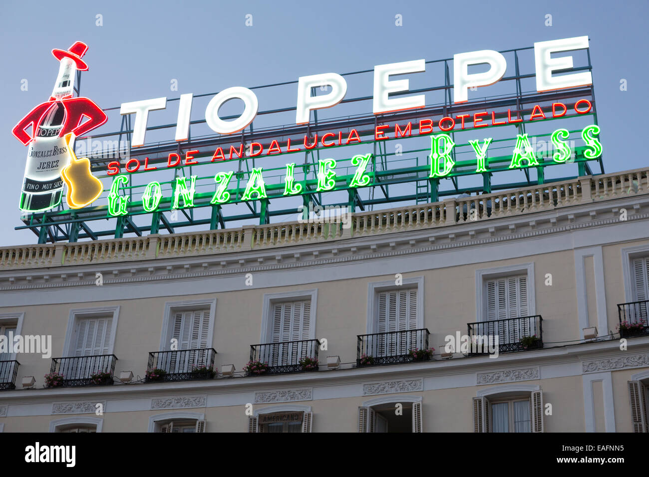 Spain, Madrid, Puerta del Sol, the Tio Pepe signage Stock Photo - Alamy