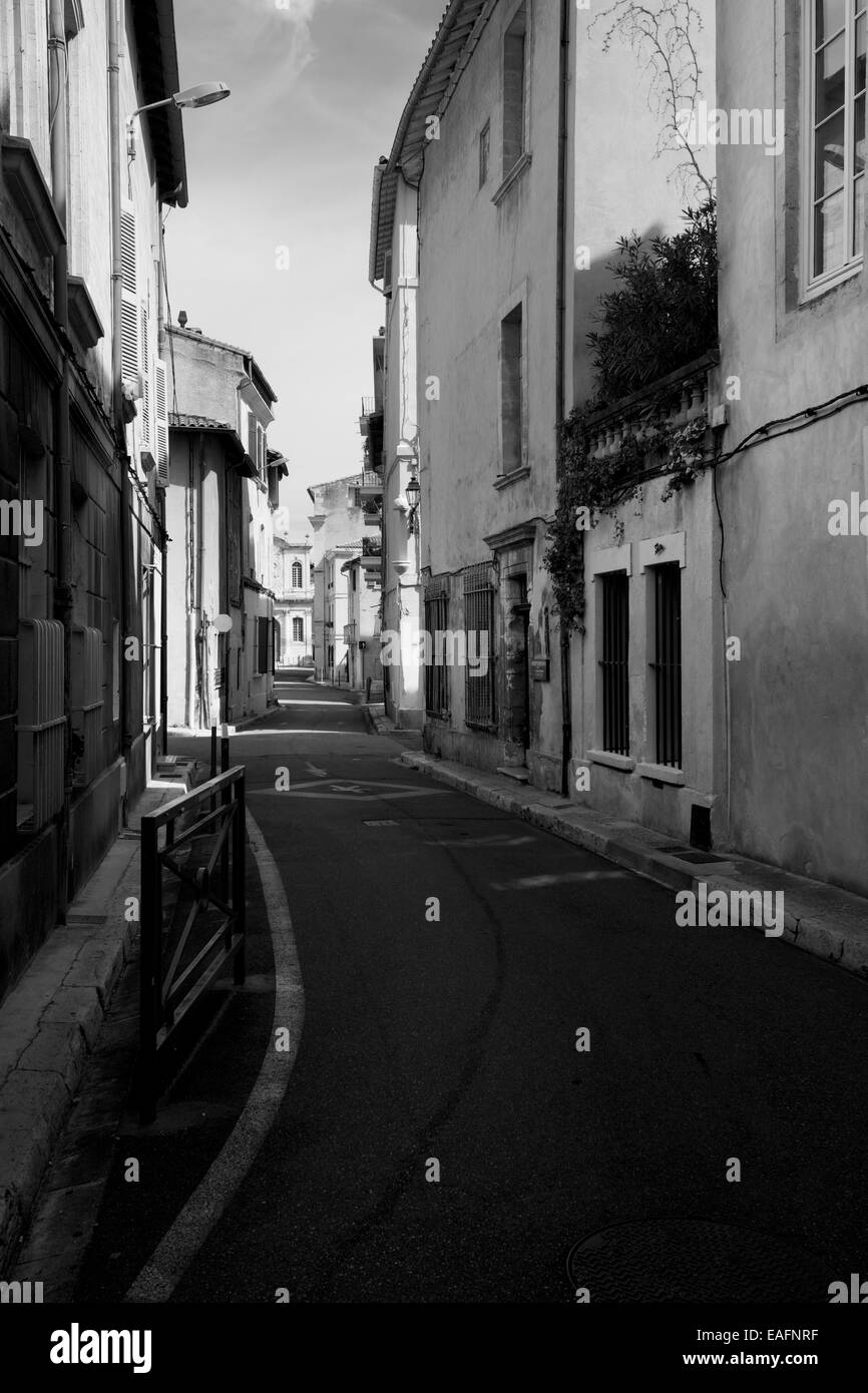 Avignon street in old city, Vaucluse department, Provence-Alpes-Côte d ...