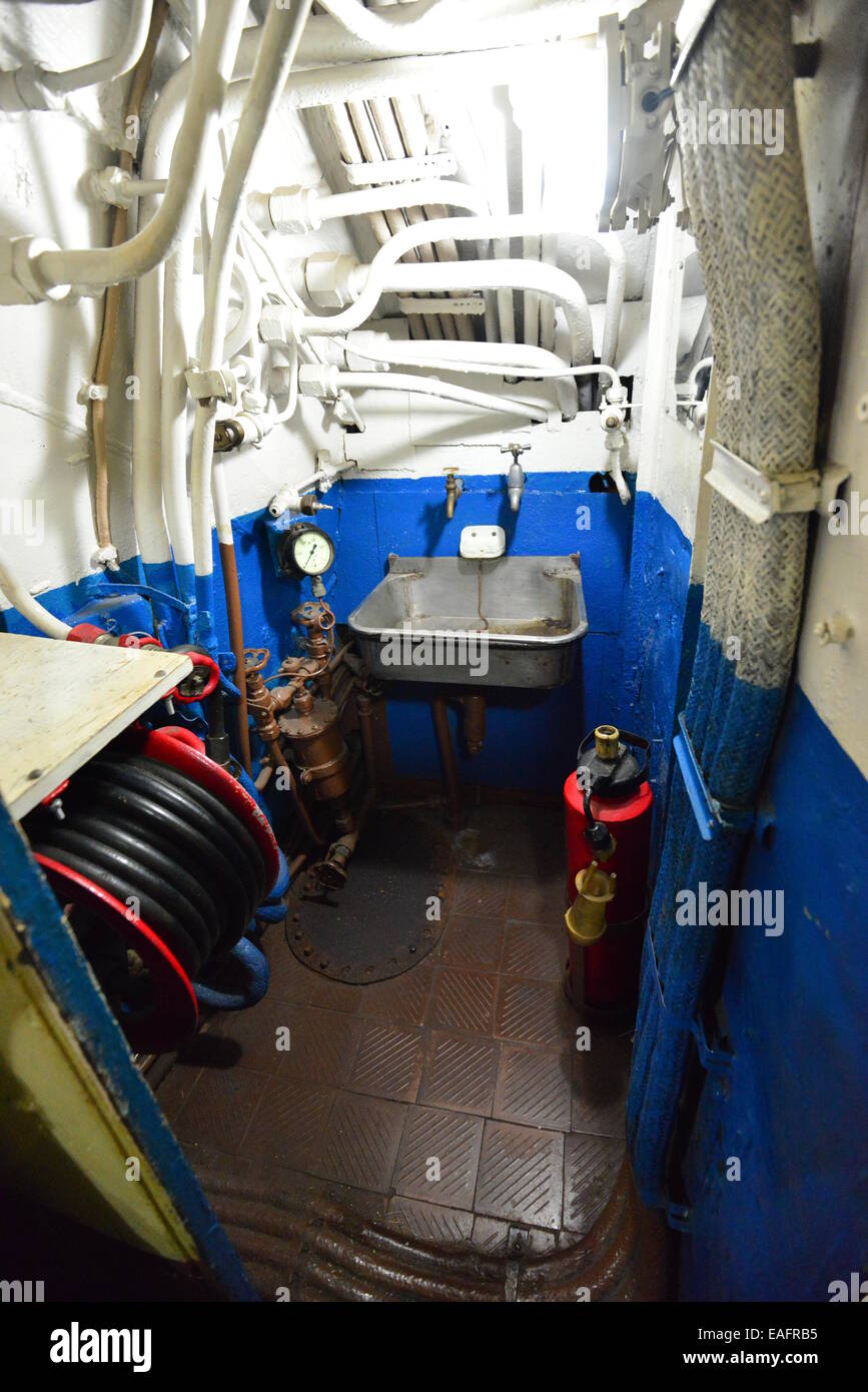 B-427 was a Project 641 (Foxtrot-class) diesel-electric attack ...