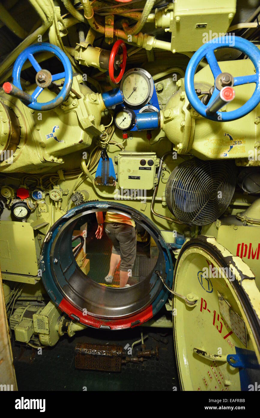 B-427 was a Project 641 (Foxtrot-class) diesel-electric attack ...