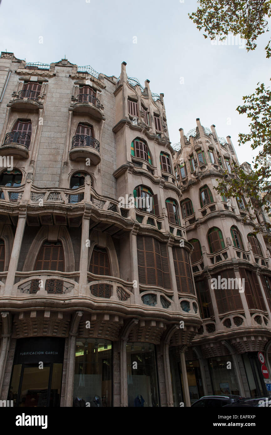 Front balcony hi-res stock photography and images - Alamy