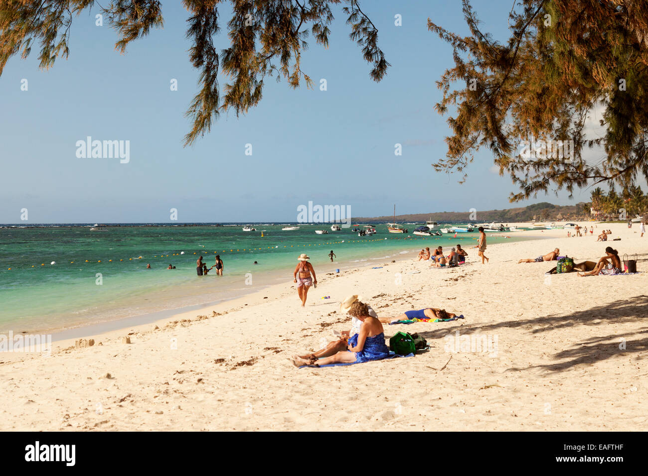 Mauritius beach people hi-res stock photography and images - Alamy