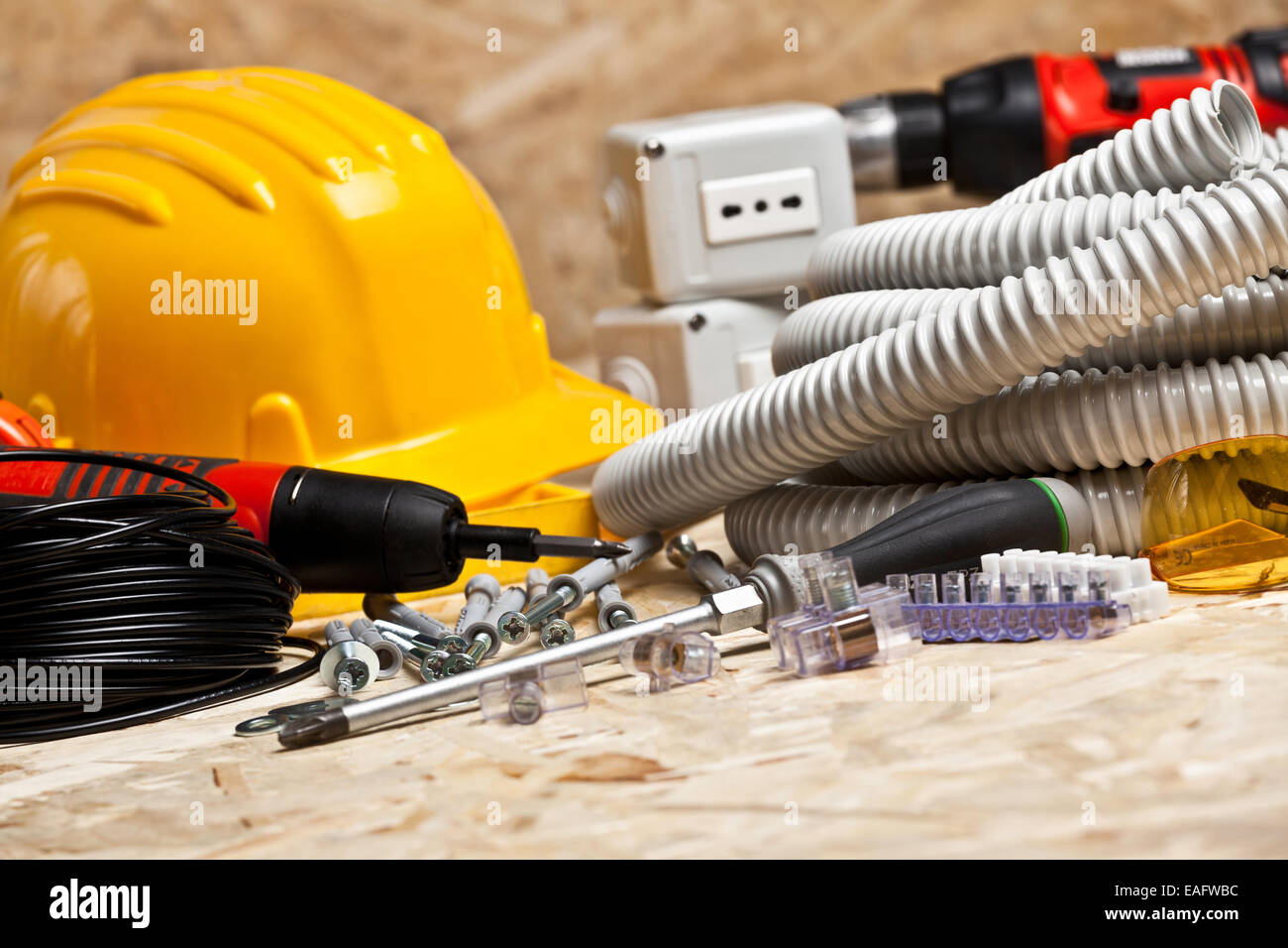 Electrician tools hi-res stock photography and images - Alamy