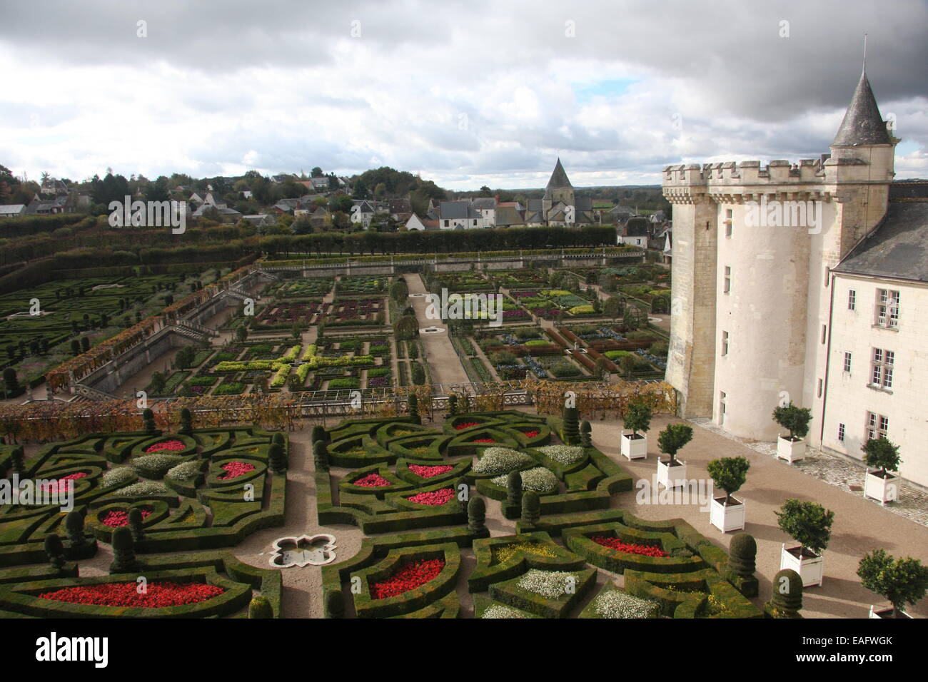 Villandry Castle and gardens Stock Photo - Alamy