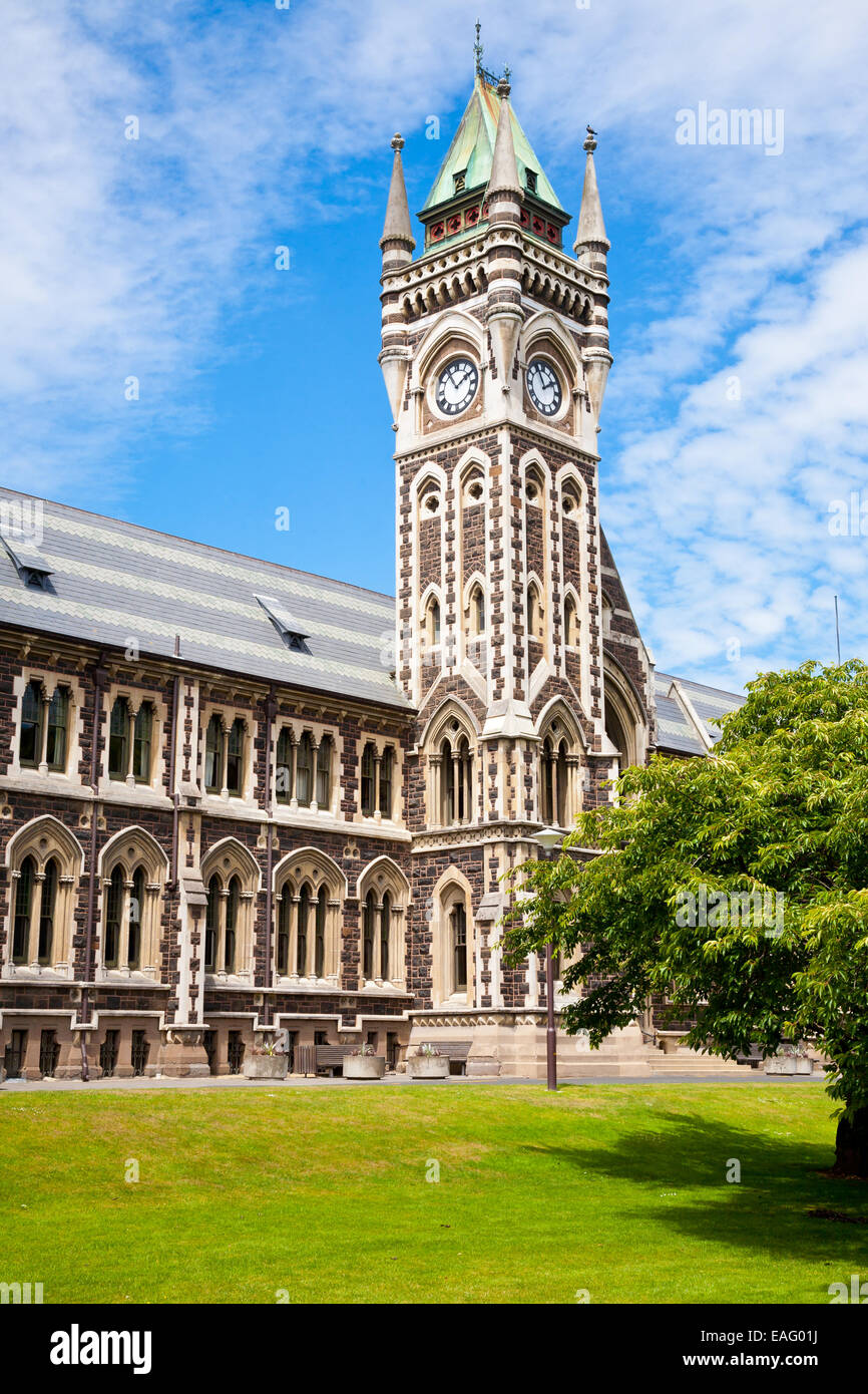 Clocktower of University of Otago Registry Building in Dunedin, New ...