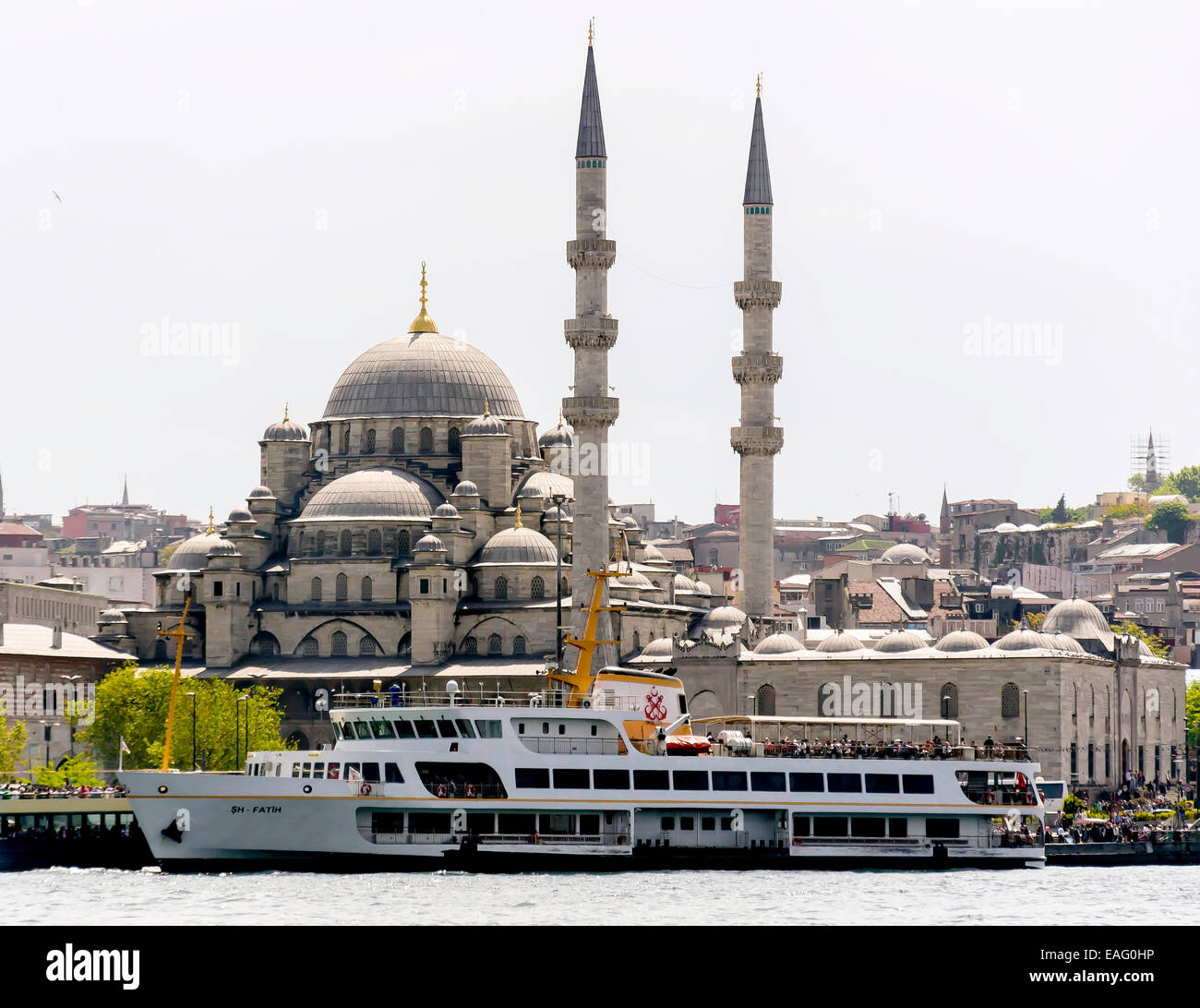 New Camii Mosque, Istanbul Stock Photo - Alamy