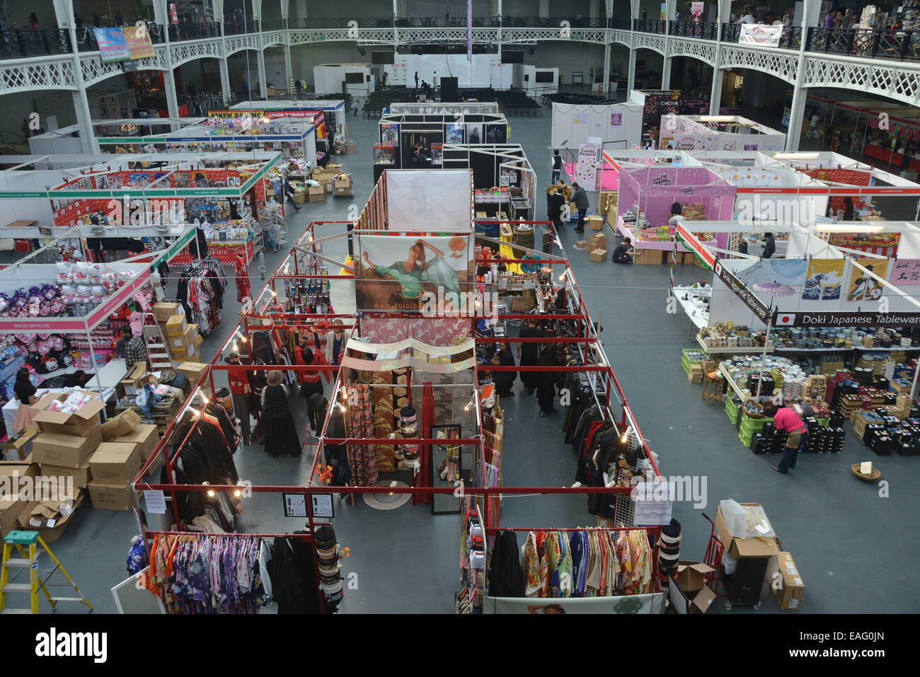 London, UK, 14th Nov 2014 : Exhibitors busy preparing stalls for the ...