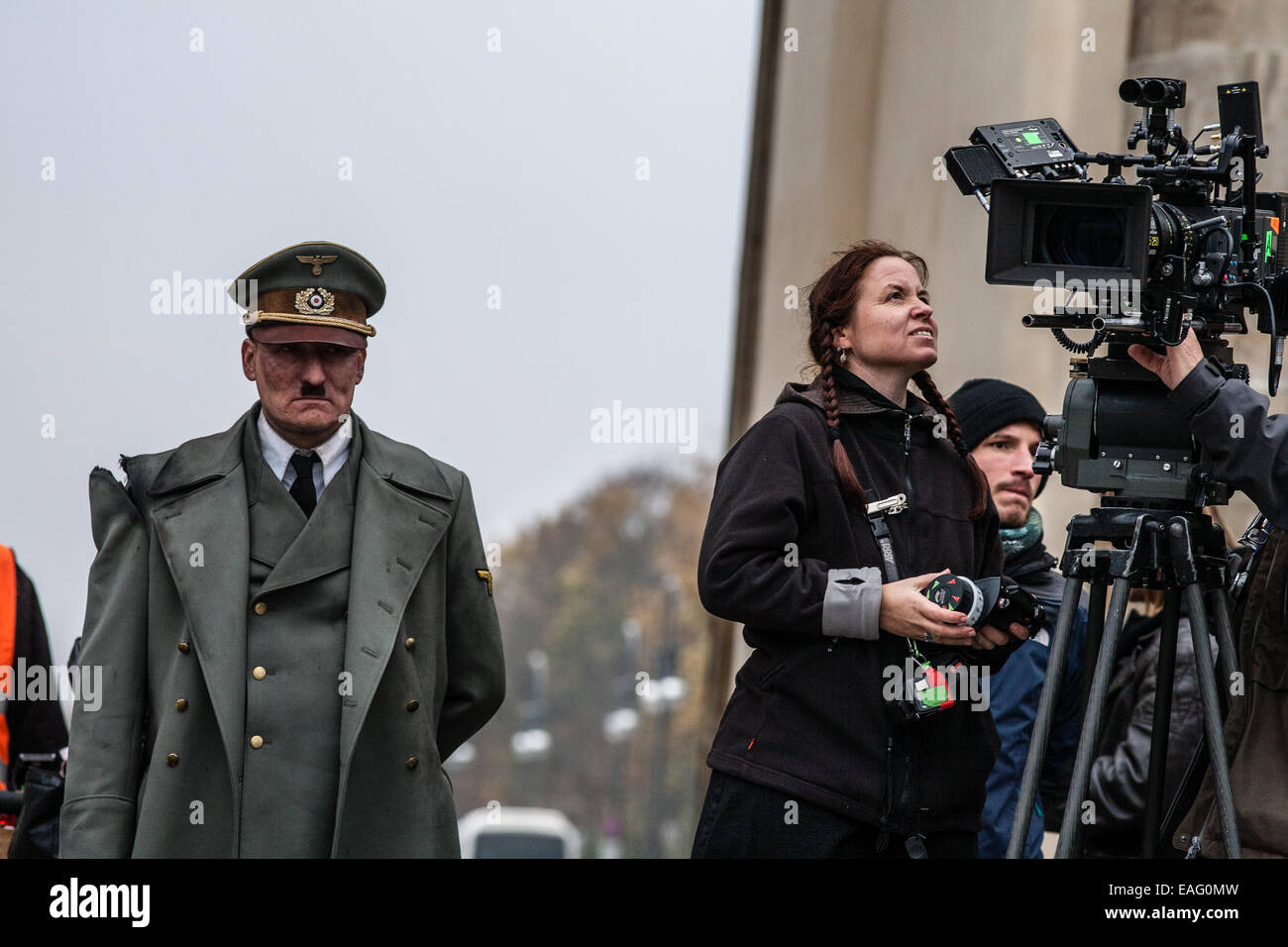 Actor playing hitler hi-res stock photography and images - Alamy